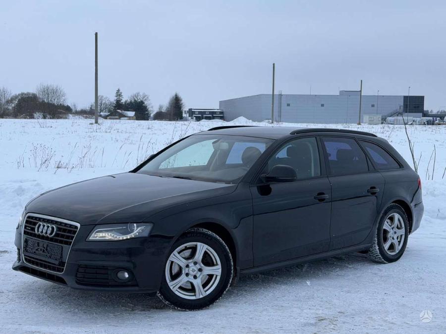 Black Audi A4 2009 in Panevezys, with an engine capacity of 1.80 L and mileage of 308 thousand km for 5250 €, photo 4 on AUTOMOTO.COM.LV