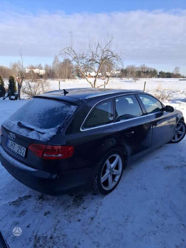 Melns Audi A4 2009 Viļņa, ar dzinēja tilpumu 1.80 L un nobraukumu 242 tūkst. km par 4500 €, foto 2 vietnē AUTOMOTO.COM.LV