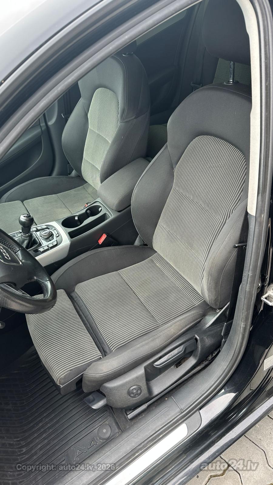 Melns Audi A4 2009 Tartu, ar dzinēja tilpumu 2.00 L un nobraukumu 346 tūkst. km par 4500 €, foto 10 vietnē AUTOMOTO.COM.LV