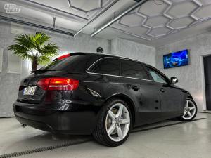 Черный Ауди А4 2009 в Каунас, объемом двигателя 2.00 л и пробегом 330 тыс. км за 6150 €, фото 4 на AUTOMOTO.COM.LV
