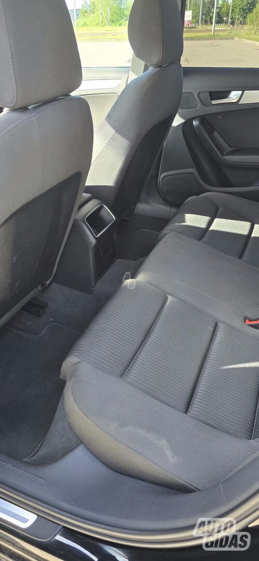 Black Audi A4 2009 in Plunge, with an engine capacity of 2.70 L and mileage of 226 thousand km for 5200 €, photo 7 on AUTOMOTO.COM.LV