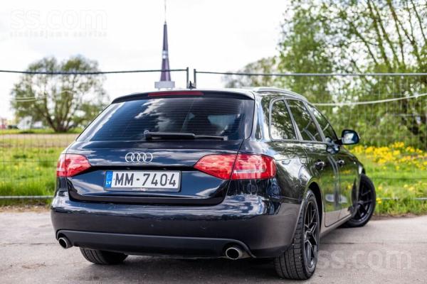 Melns Audi A4 2009 Rīga, ar dzinēja tilpumu 2.70 L un nobraukumu 367 tūkst. km par 6990 €, foto 7 vietnē AUTOMOTO.COM.LV
