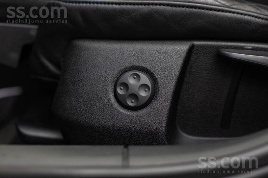Melns Audi A4 2009 Rīga, ar dzinēja tilpumu 2.70 L un nobraukumu 367 tūkst. km par 6990 €, foto 15 vietnē AUTOMOTO.COM.LV