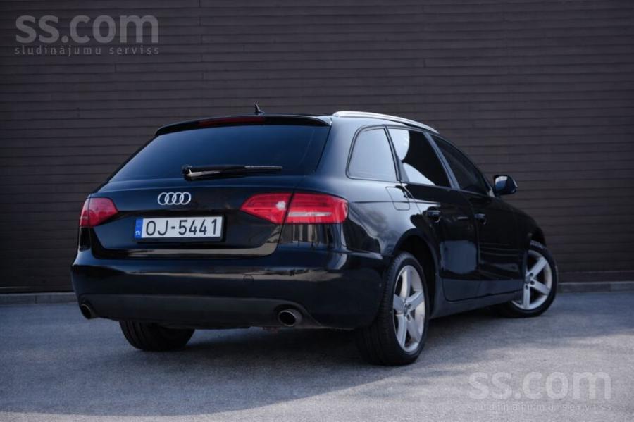 Black Audi A4 2009 in Riga, with an engine capacity of 2.70 L and mileage of 343 thousand km for 6890 €, photo 4 on AUTOMOTO.COM.LV
