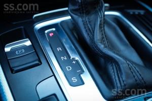 Black Audi A4 2009 in Riga, with an engine capacity of 2.70 L and mileage of 343 thousand km for 6890 €, photo 14 on AUTOMOTO.COM.LV