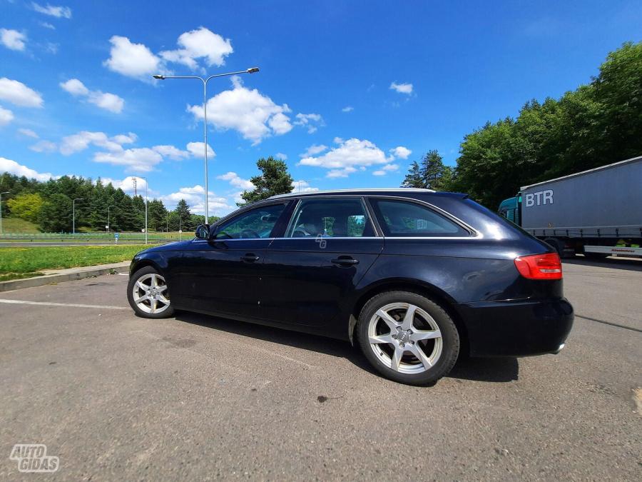 Black Audi A4 2009 in Vilnius, with an engine capacity of 2.70 L and mileage of 408 thousand km for 3300 €, photo 6 on AUTOMOTO.COM.LV