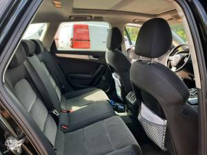 Black Audi A4 2009 in Vilnius, with an engine capacity of 2.70 L and mileage of 408 thousand km for 3300 €, photo 12 on AUTOMOTO.COM.LV