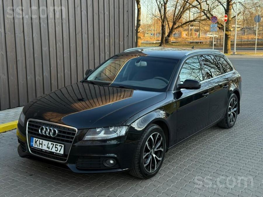 Melns Audi A4 2009 Rīga, ar dzinēja tilpumu 2.00 L un nobraukumu 0 tūkst. km par 2990 €, foto 3 vietnē AUTOMOTO.COM.LV