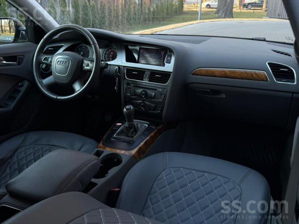 Black Audi A4 2009 in Riga, with an engine capacity of 2.00 L and mileage of 0 thousand km for 2990 €, photo 10 on AUTOMOTO.COM.LV