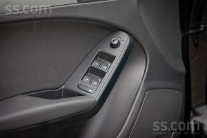 Melns Audi A4 2009 Tukums, ar dzinēja tilpumu 2.00 L un nobraukumu 0 tūkst. km par 5500 €, foto 12 vietnē AUTOMOTO.COM.LV