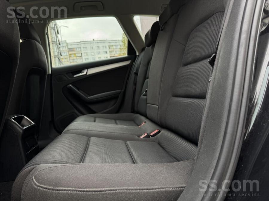 Black Audi A4 2009 in Riga, with an engine capacity of 2.00 L and mileage of 285 thousand km for 3990 €, photo 9 on AUTOMOTO.COM.LV