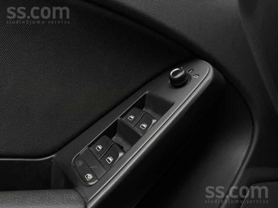 Black Audi A4 2009 in Riga, with an engine capacity of 2.00 L and mileage of 285 thousand km for 3990 €, photo 24 on AUTOMOTO.COM.LV
