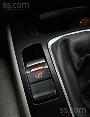 Black Audi A4 2009 in Riga, with an engine capacity of 2.70 L and mileage of 333 thousand km for 5500 €, photo 31 on AUTOMOTO.COM.LV