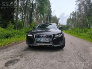 Черный Ауди А4 2009 в Добеле, объемом двигателя 3.00 л и пробегом 273 тыс. км за 8700 €, фото 3 на AUTOMOTO.COM.LV