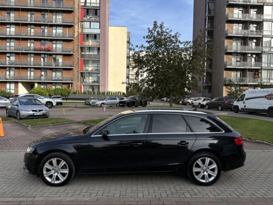 Melns Audi A4 2009 Rīga, ar dzinēja tilpumu 2.70 L un nobraukumu 330 tūkst. km par 4690 €, foto 3 vietnē AUTOMOTO.COM.LV
