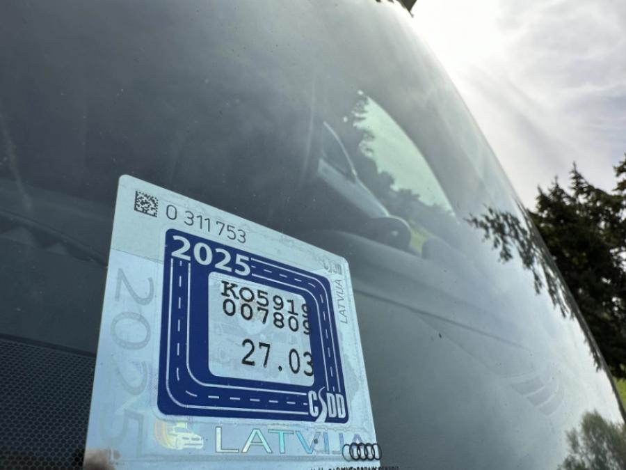 Melns Audi A4 2009 Rīga, ar dzinēja tilpumu 2.70 L un nobraukumu 330 tūkst. km par 4690 €, foto 10 vietnē AUTOMOTO.COM.LV