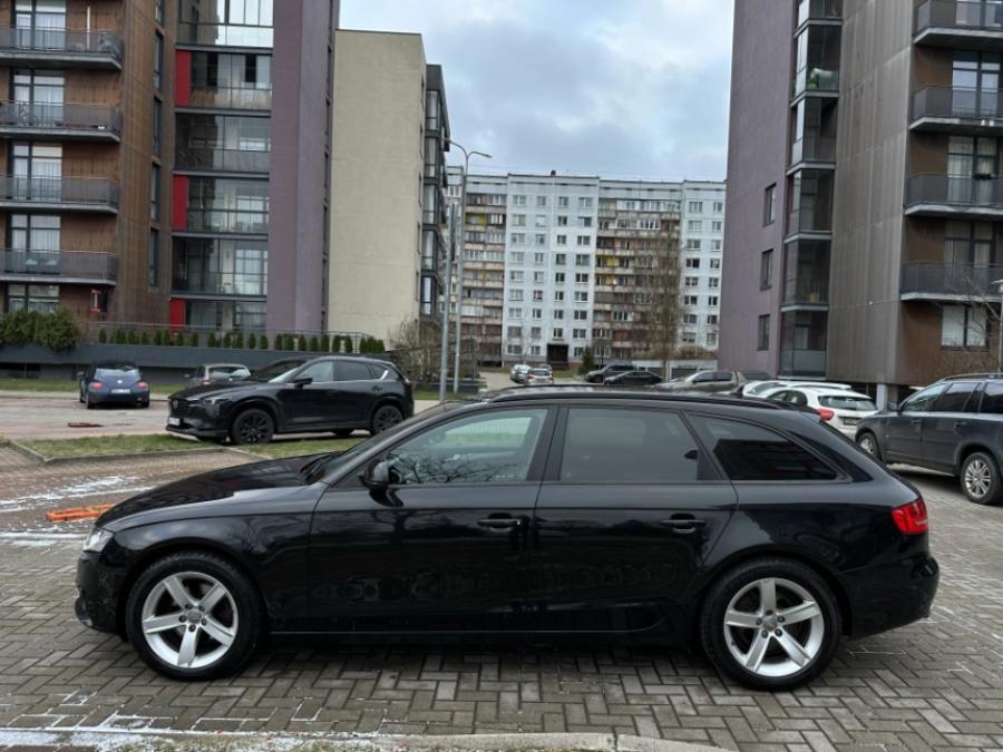 Melns Audi A4 2009 Rīga, ar dzinēja tilpumu 2.00 L un nobraukumu 227 tūkst. km par 4990 €, foto 5 vietnē AUTOMOTO.COM.LV