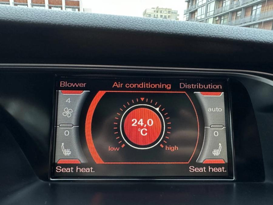 Melns Audi A4 2009 Rīga, ar dzinēja tilpumu 2.00 L un nobraukumu 227 tūkst. km par 4990 €, foto 18 vietnē AUTOMOTO.COM.LV