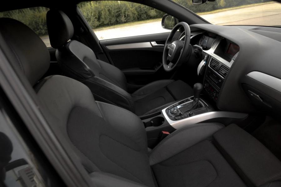 Melns Audi A4 2009 Rīga, ar dzinēja tilpumu 1.80 L un nobraukumu 273 tūkst. km par 6290 €, foto 12 vietnē AUTOMOTO.COM.LV