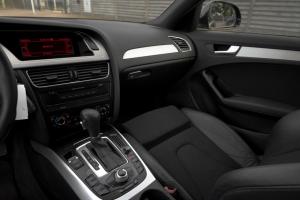 Melns Audi A4 2009 Rīga, ar dzinēja tilpumu 1.80 L un nobraukumu 273 tūkst. km par 6290 €, foto 16 vietnē AUTOMOTO.COM.LV