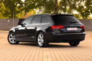 Melns Audi A4 2009 Rīga, ar dzinēja tilpumu 1.80 L un nobraukumu 273 tūkst. km par 6290 €, foto 19 vietnē AUTOMOTO.COM.LV
