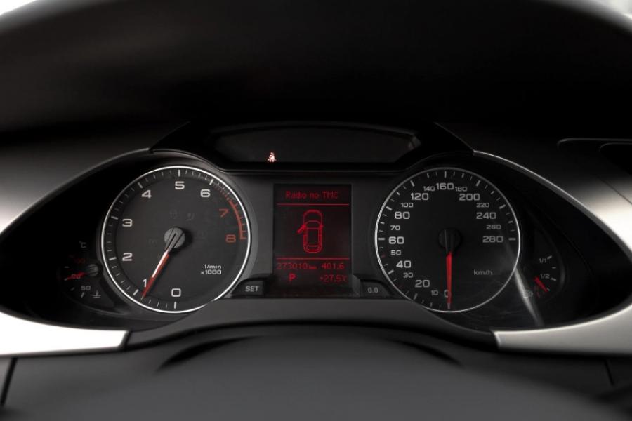 Melns Audi A4 2009 Rīga, ar dzinēja tilpumu 1.80 L un nobraukumu 273 tūkst. km par 6290 €, foto 22 vietnē AUTOMOTO.COM.LV
