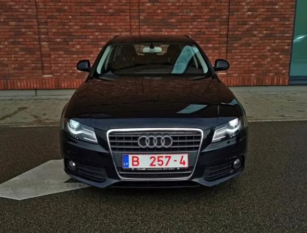 Black Audi A4 2009 in Riga, with an engine capacity of 2.70 L and mileage of 265 thousand km for 6650 €, photo 2 on AUTOMOTO.COM.LV