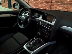 Black Audi A4 2009 in Riga, with an engine capacity of 2.70 L and mileage of 265 thousand km for 6650 €, photo 13 on AUTOMOTO.COM.LV