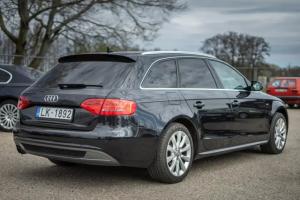 Melns Audi A4 2009 Liepāja, ar dzinēja tilpumu 2.00 L un nobraukumu 267 tūkst. km par 7500 €, foto 5 vietnē AUTOMOTO.COM.LV