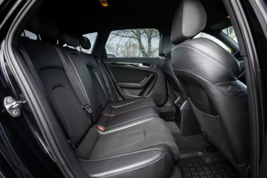 Melns Audi A4 2009 Liepāja, ar dzinēja tilpumu 2.00 L un nobraukumu 267 tūkst. km par 7500 €, foto 12 vietnē AUTOMOTO.COM.LV