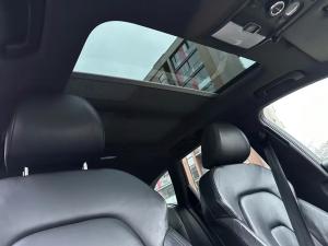 Black Audi A4 2009 in Riga, with an engine capacity of 2.00 L and mileage of 239 thousand km for 3990 €, photo 10 on AUTOMOTO.COM.LV