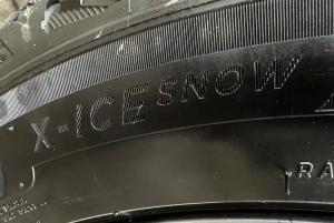 Black Audi A4 2009 in Riga, with an engine capacity of 2.00 L and mileage of 239 thousand km for 3990 €, photo 22 on AUTOMOTO.COM.LV