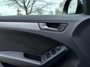 Black Audi A4 2009 in Riga, with an engine capacity of 2.00 L and mileage of 239 thousand km for 3990 €, photo 23 on AUTOMOTO.COM.LV