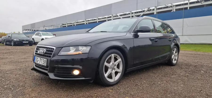 Black Audi A4 2009 in Daugavpils, with an engine capacity of 2.00 L and mileage of 293 thousand km for 5895 €, photo 1 on AUTOMOTO.COM.LV