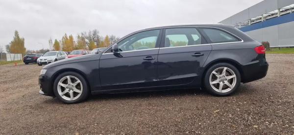 Melns Audi A4 2009 Daugavpils, ar dzinēja tilpumu 2.00 L un nobraukumu 293 tūkst. km par 5895 €, foto 2 vietnē AUTOMOTO.COM.LV