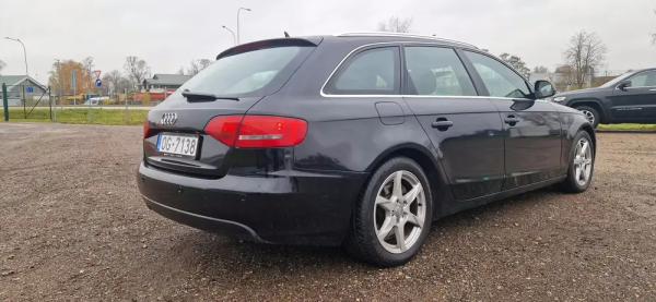 Melns Audi A4 2009 Daugavpils, ar dzinēja tilpumu 2.00 L un nobraukumu 293 tūkst. km par 5895 €, foto 5 vietnē AUTOMOTO.COM.LV