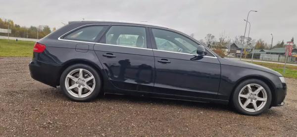 Melns Audi A4 2009 Daugavpils, ar dzinēja tilpumu 2.00 L un nobraukumu 293 tūkst. km par 5895 €, foto 6 vietnē AUTOMOTO.COM.LV