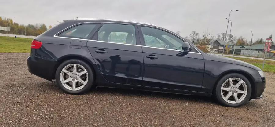 Black Audi A4 2009 in Daugavpils, with an engine capacity of 2.00 L and mileage of 293 thousand km for 5895 €, photo 7 on AUTOMOTO.COM.LV