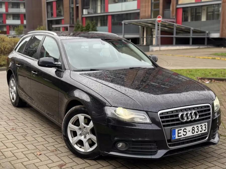 Black Audi A4 2009 in Riga, with an engine capacity of 2.00 L and mileage of 285 thousand km for 3990 €, photo 1 on AUTOMOTO.COM.LV