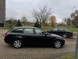 Black Audi A4 2009 in Riga, with an engine capacity of 2.00 L and mileage of 285 thousand km for 3990 €, photo 3 on AUTOMOTO.COM.LV