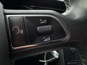 Black Audi A4 2009 in Riga, with an engine capacity of 2.00 L and mileage of 285 thousand km for 3990 €, photo 18 on AUTOMOTO.COM.LV
