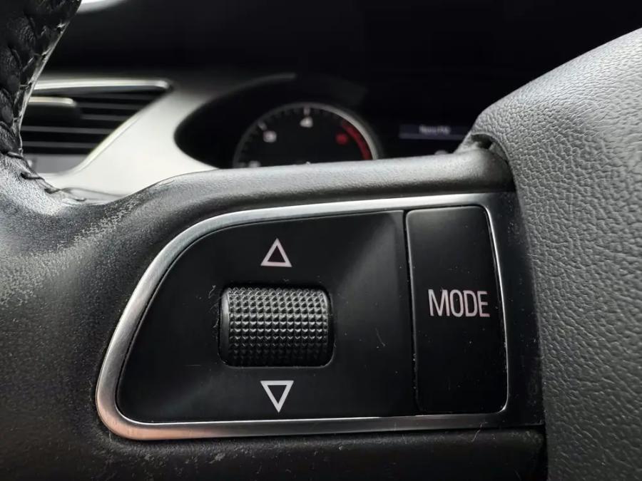 Black Audi A4 2009 in Riga, with an engine capacity of 2.00 L and mileage of 285 thousand km for 3990 €, photo 19 on AUTOMOTO.COM.LV