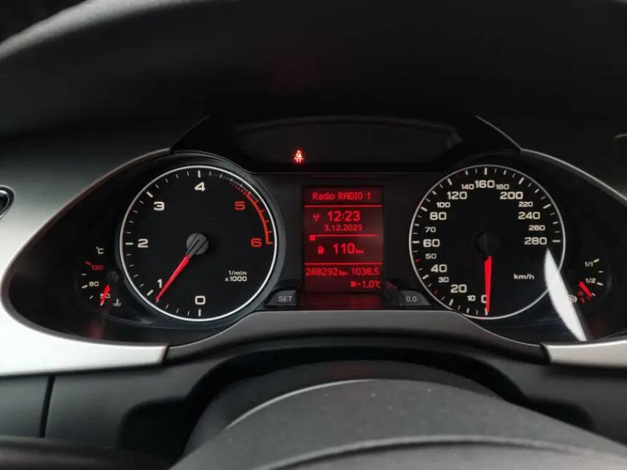 Черный Ауди А4 2009 в Екабпилс, объемом двигателя 2.00 л и пробегом 289 тыс. км за 6100 €, фото 24 на AUTOMOTO.COM.LV