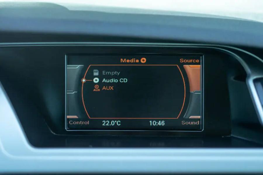 Melns Audi A4 2009 Grobiņa, ar dzinēja tilpumu 2.00 L un nobraukumu 400 tūkst. km par 5200 €, foto 22 vietnē AUTOMOTO.COM.LV