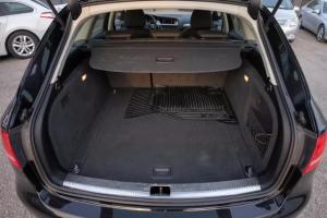 Black Audi A4 2009 in Liepaja, with an engine capacity of 2.00 L and mileage of 405 thousand km for 4900 €, photo 11 on AUTOMOTO.COM.LV
