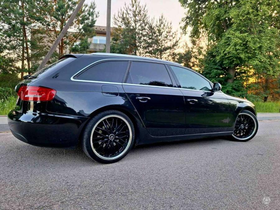 Black Audi A4 2009 in Prienai, with an engine capacity of 1.97 L and mileage of 259 thousand km for 5750 €, photo 4 on AUTOMOTO.COM.LV