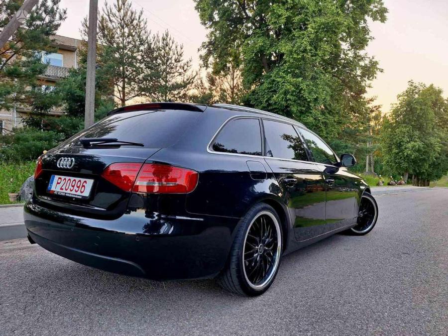Black Audi A4 2009 in Prienai, with an engine capacity of 1.97 L and mileage of 259 thousand km for 5750 €, photo 22 on AUTOMOTO.COM.LV