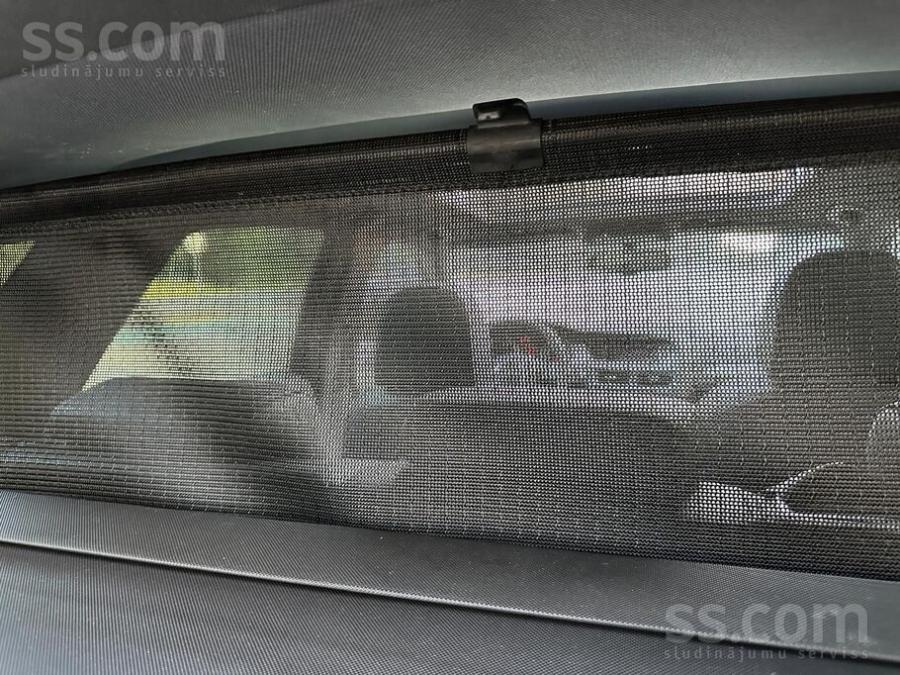Black Audi A4 2009 in Jelgava, with an engine capacity of 2.00 L and mileage of 375 thousand km for 3450 €, photo 20 on AUTOMOTO.COM.LV