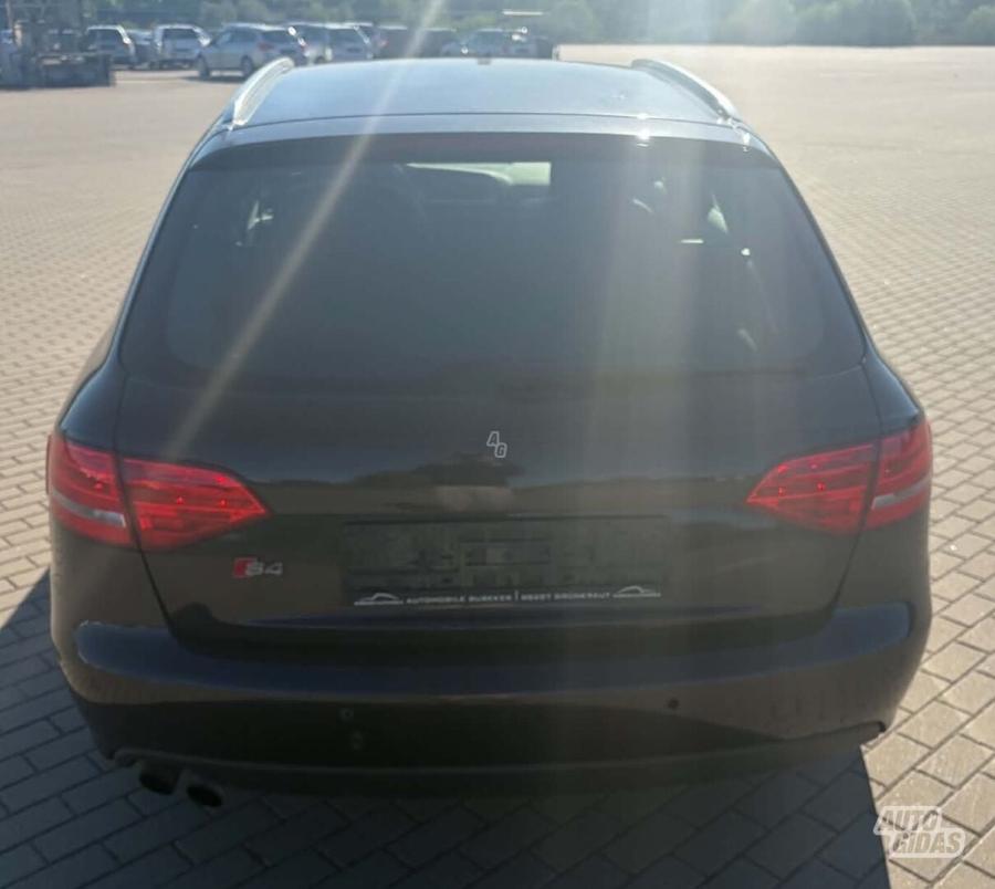 Black Audi A4 2009 in Marijampole, with an engine capacity of 1.80 L and mileage of 217 thousand km for 3950 €, photo 7 on AUTOMOTO.COM.LV