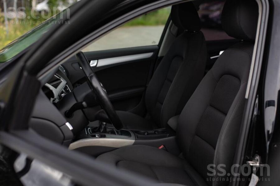 Melns Audi A4 2009 Rīga, ar dzinēja tilpumu 2.00 L un nobraukumu 335 tūkst. km par 4990 €, foto 12 vietnē AUTOMOTO.COM.LV